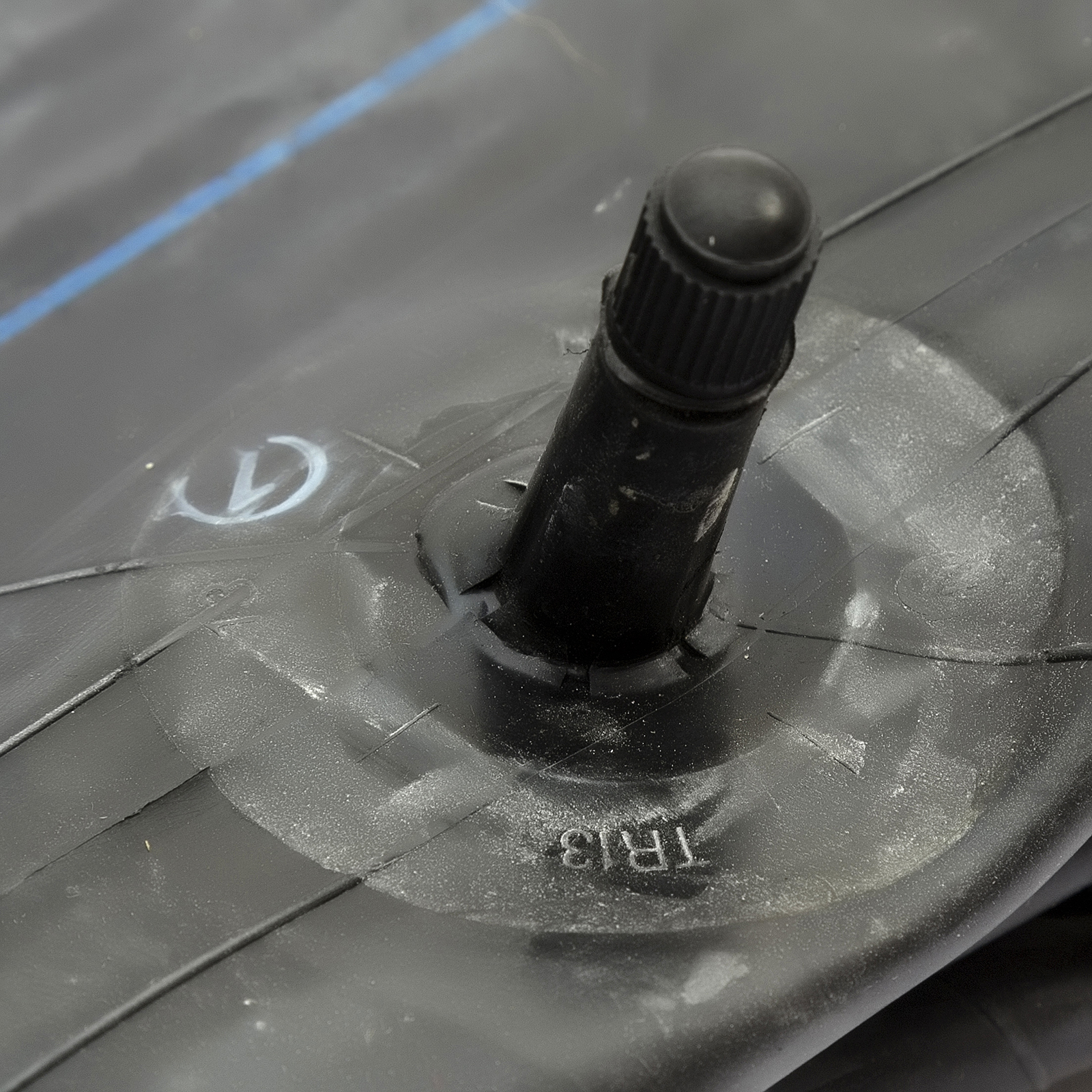 16 Inch Inner Tube 265/75R16 265 R16 75 Butyl Rubber 4x4 SUV Car Tyre ...