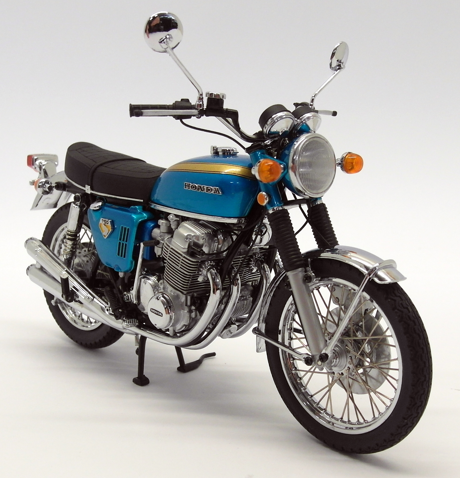 Minichamps 1/12 Scale Diecast 122 161000 Honda CB 750 1968 Version 1 | eBay